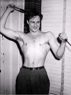 30 Sexy Pictures of Marlon Brando When He Was Young