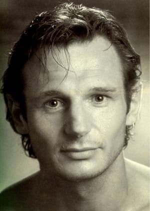 20 Handsome Pictures of Young Liam Neeson