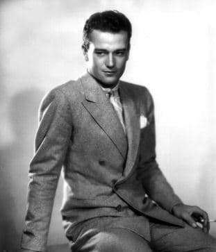 20 Photos of John Wayne When He Was Young