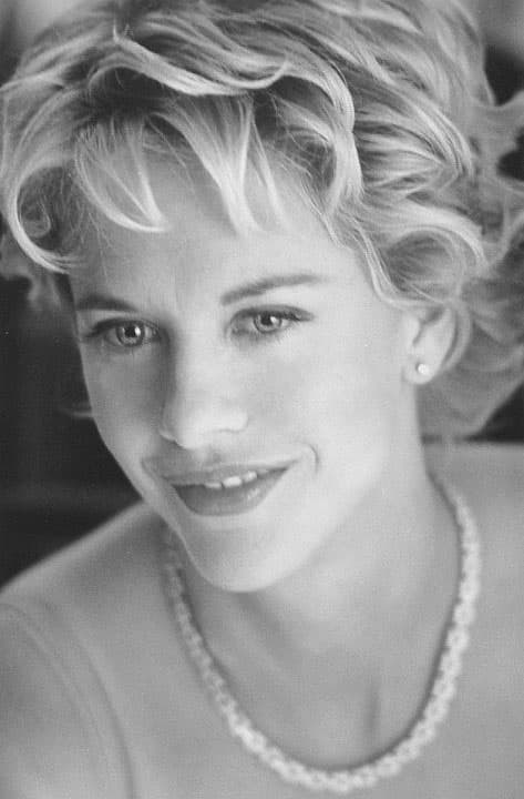 18 Pictures of Young Meg Ryan