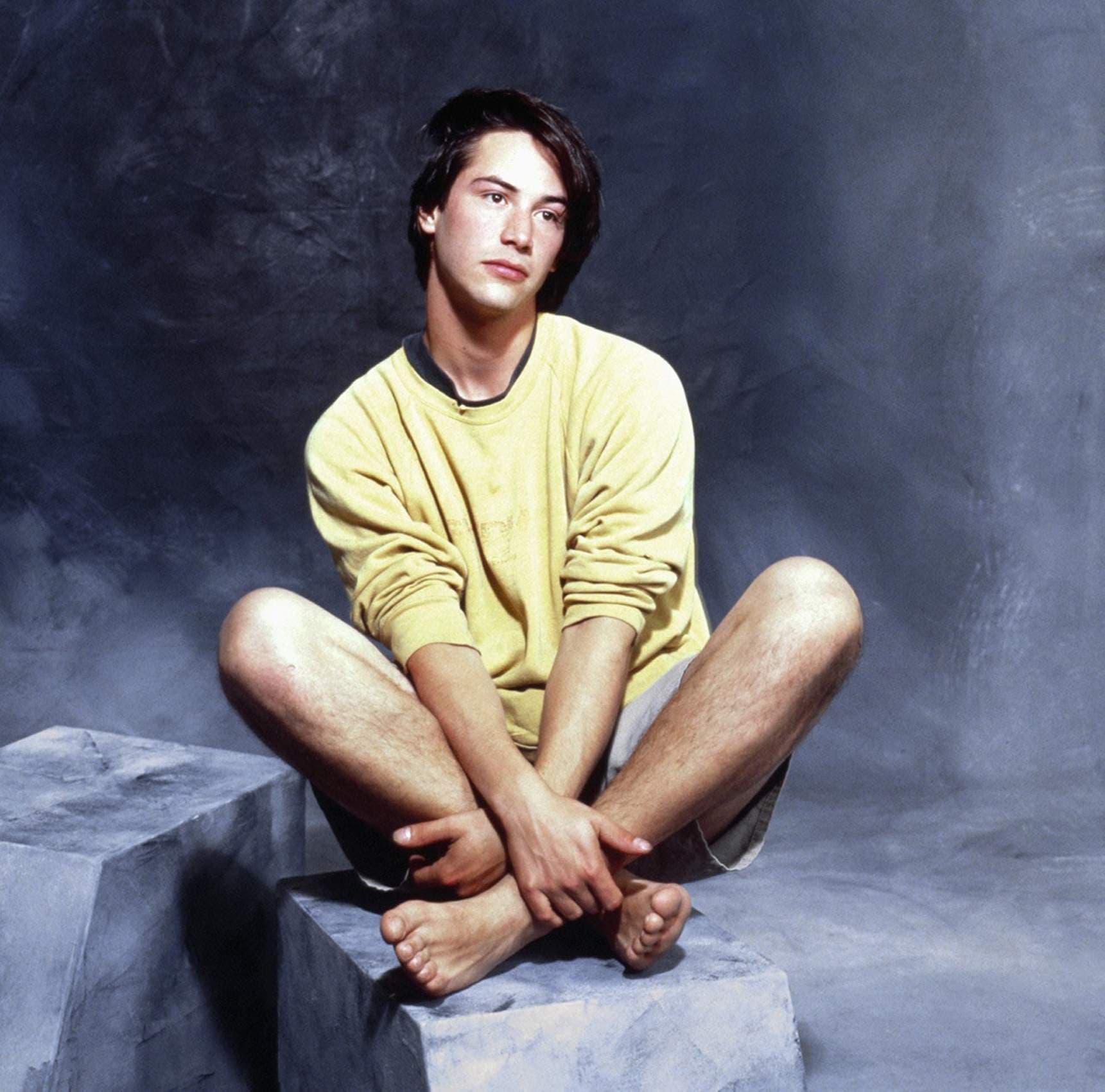 25 Photos of Keanu Reeves When He Was Young