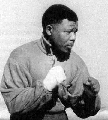 23 Photos of Nelson Mandela When He Was Young