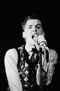 24 Photos of Peter Capaldi When He Was Young