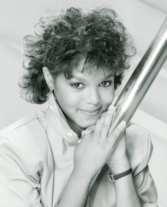 27 Photos of Janet Jackson When She Was Young