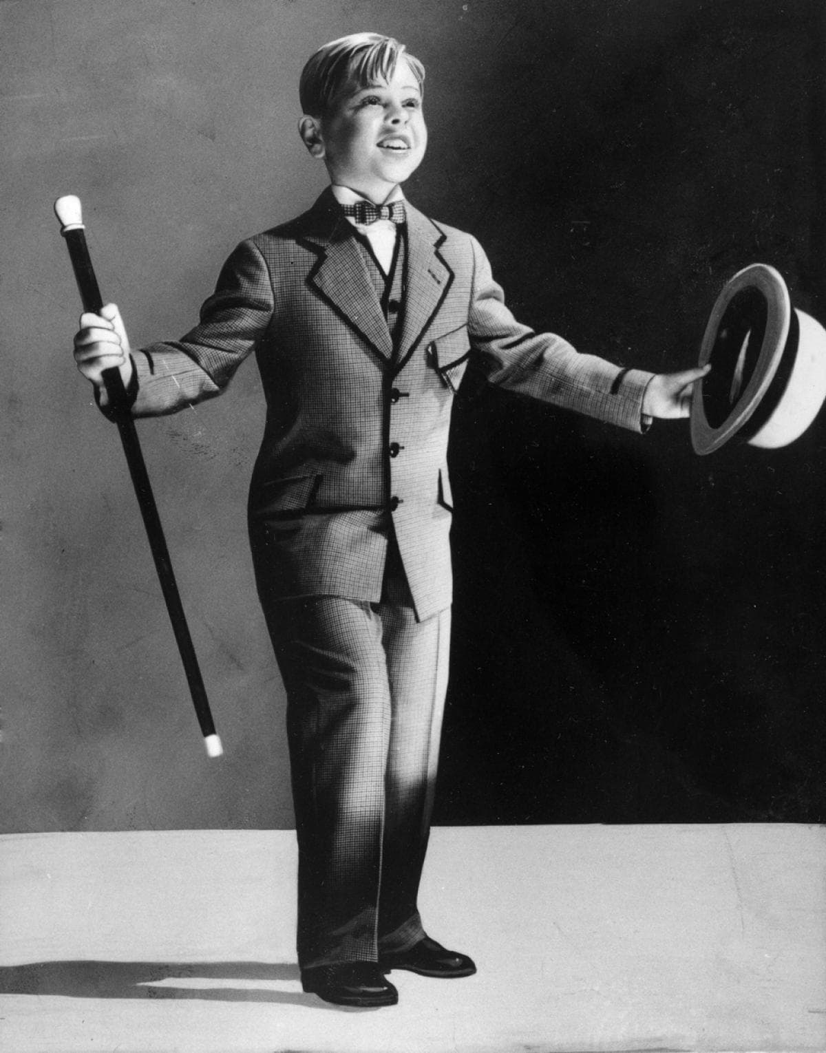 30 Photos of Mickey Rooney When He Was Young