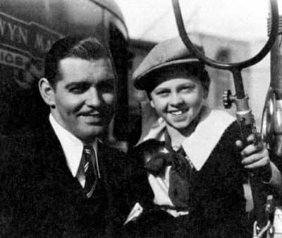 30 Photos of Mickey Rooney When He Was Young