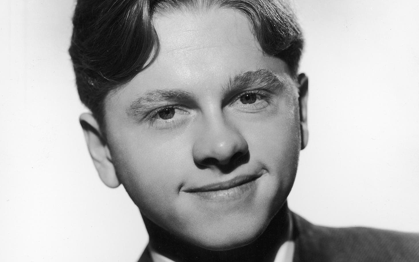 30 Photos of Mickey Rooney When He Was Young