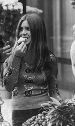 30 Photos of Carrie Fisher When She Was Young