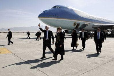 Facts About the President's Air Force One Plane