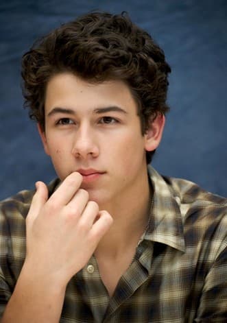 30 Photos of Nick Jonas When He Was Young
