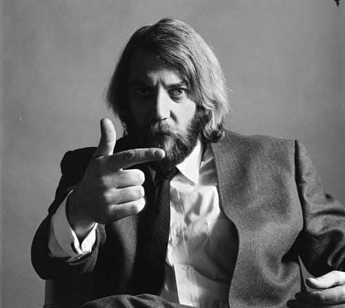 21 Photos of Donald Sutherland When He Was Young