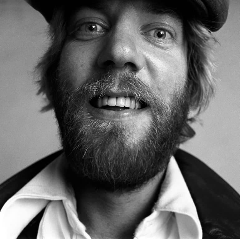 21 Photos of Donald Sutherland When He Was Young