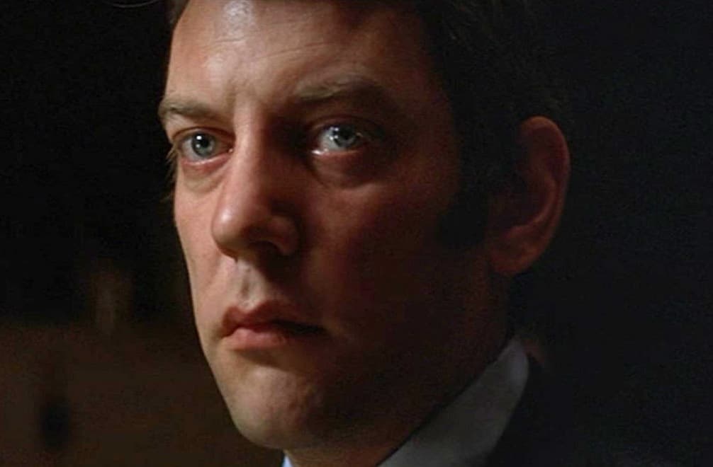 21 Photos of Donald Sutherland When He Was Young