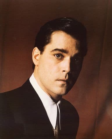 Sexy Photos of Ray Liotta When He Was Young