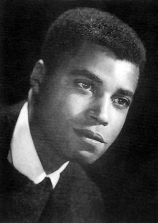 24 Photos of James Earl Jones When He Was Young