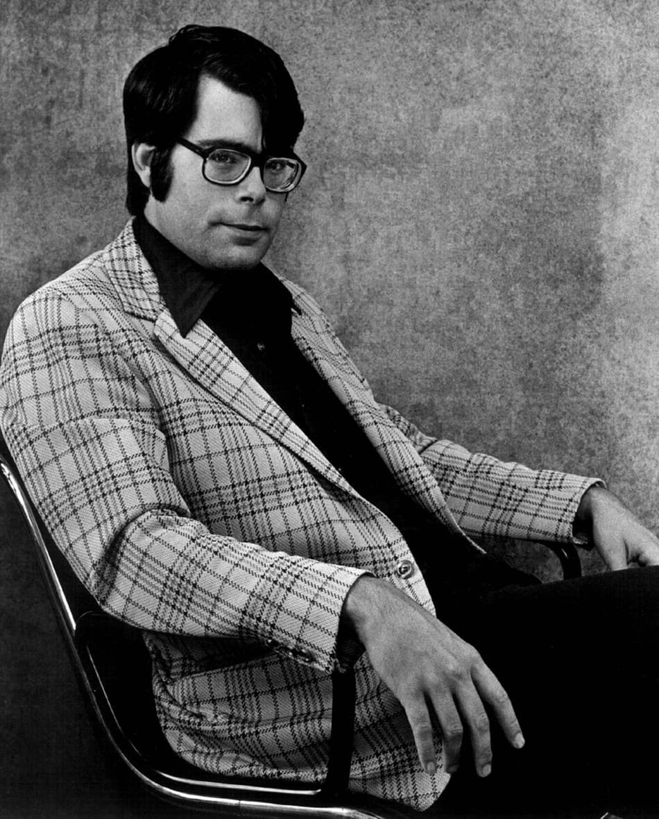 16 Photos of Stephen King When He Was Young