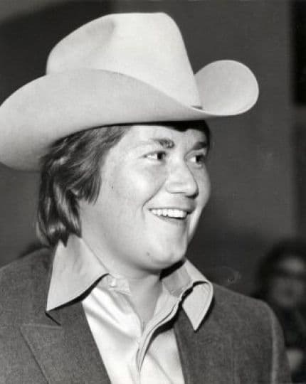 10 Photos of Wayne Newton When He Was Young