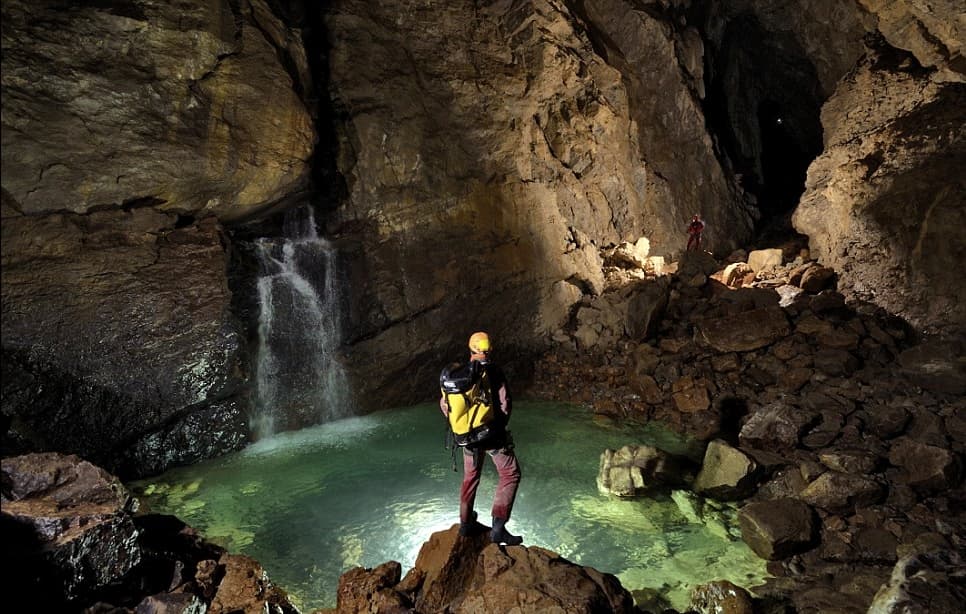 Famous Caves | List of Cave Pictures