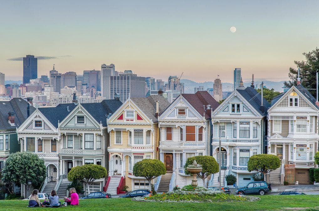 Famous Movie & TV Houses | Iconic Homes in Entertainment