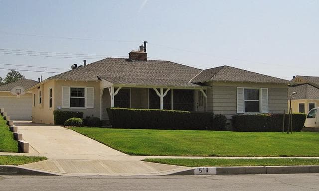 25+ Famous Houses In Movies And TV