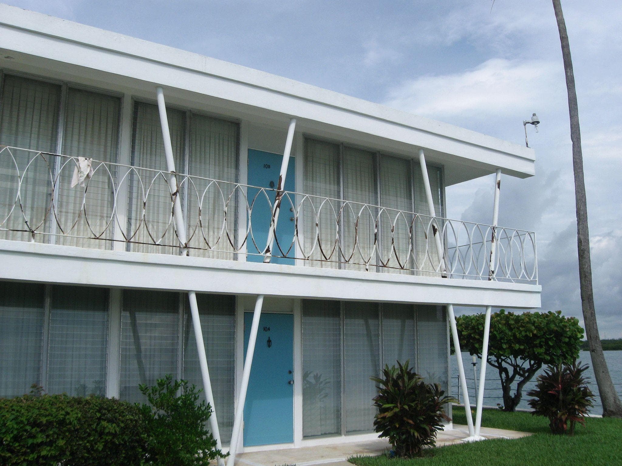 25+ Famous Houses In Movies And TV