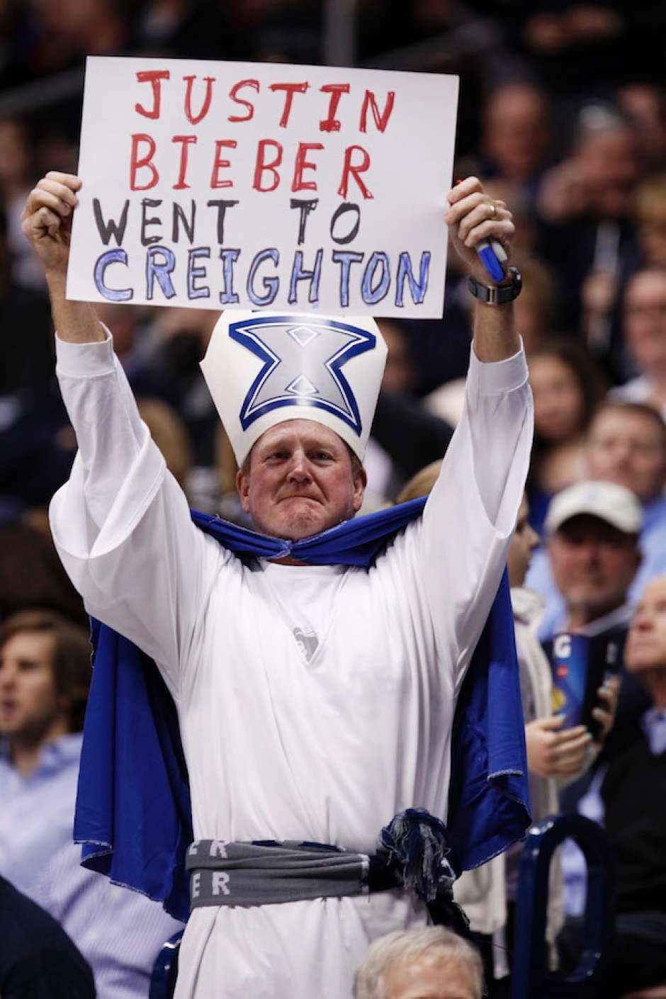 33 Funny Game Day Signs | Creative Sports Signs from Fans