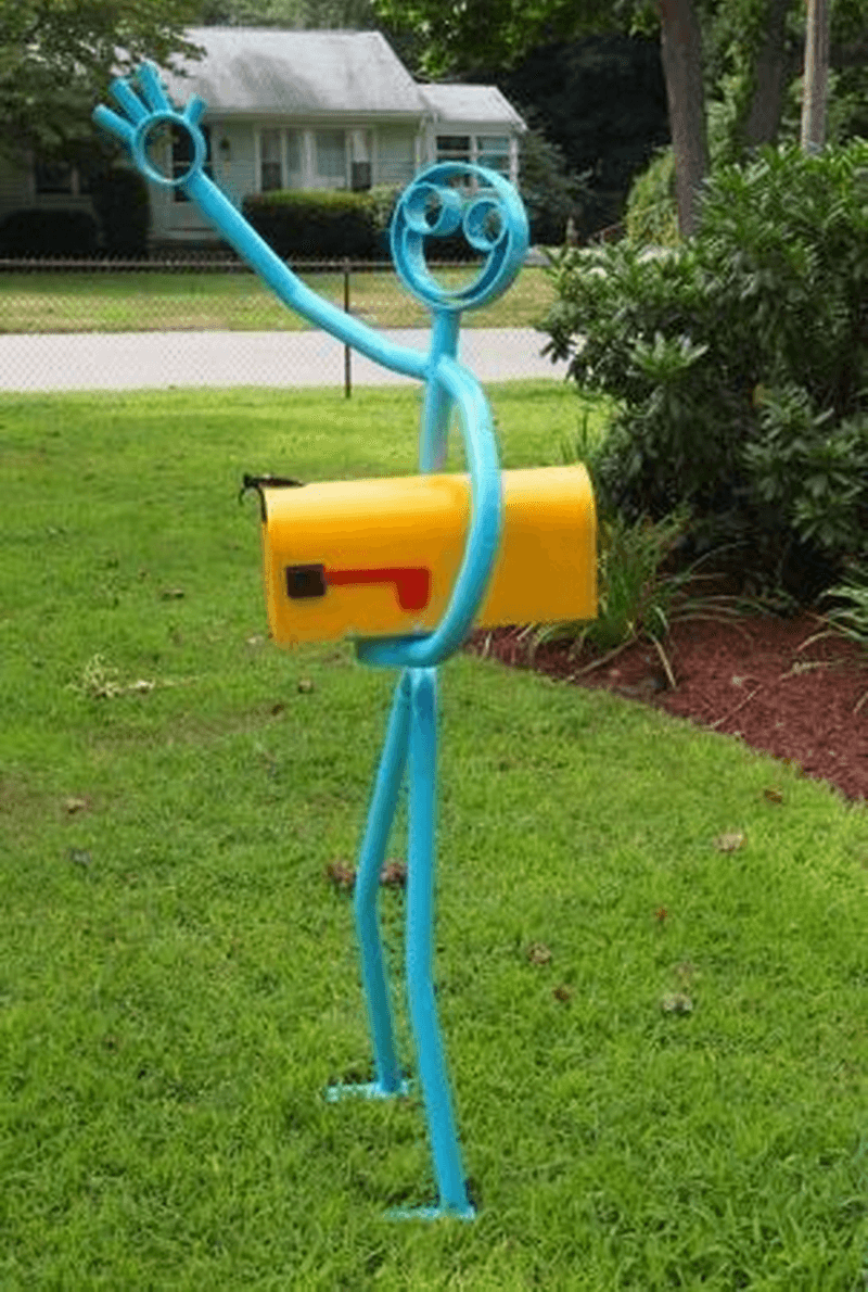 20 Hilarious Mailboxes You Wish You Thought of (Photos)