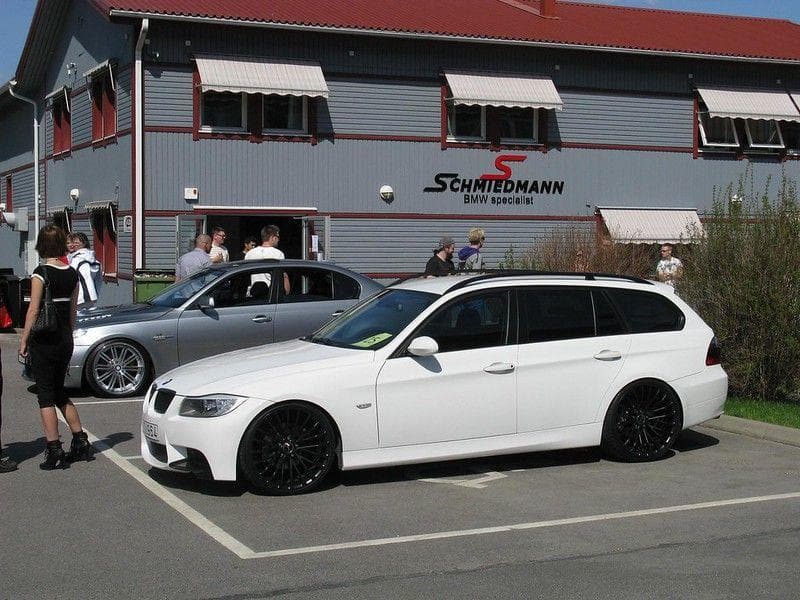 Cool Mom Cars That Aren't Minivans | List of Soccer Mom Cars