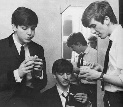 Celebrities Eating Sandwiches: Photos, Ranked