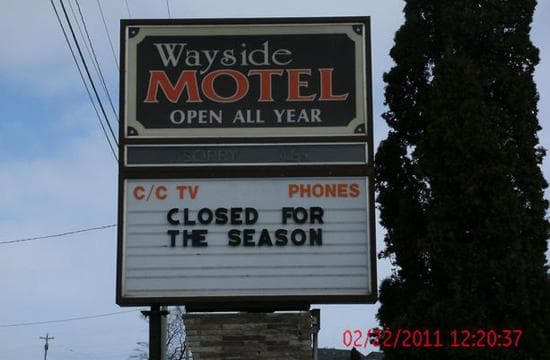 Funny Hotel Signs | Hilarious Motel & Hotel Sign Photos