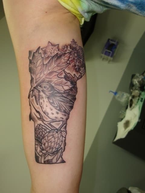 45 Cool Hometown Pride Tattoos of Cities or States