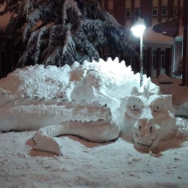 37 Snow Sculptures & Art That Will Blow Your Mind