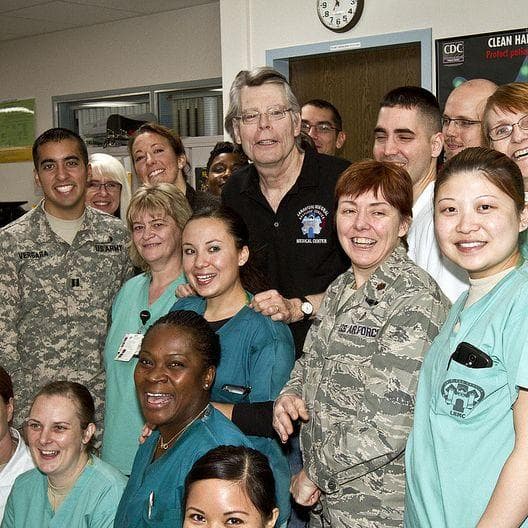 Stephen King Trivia, Bio