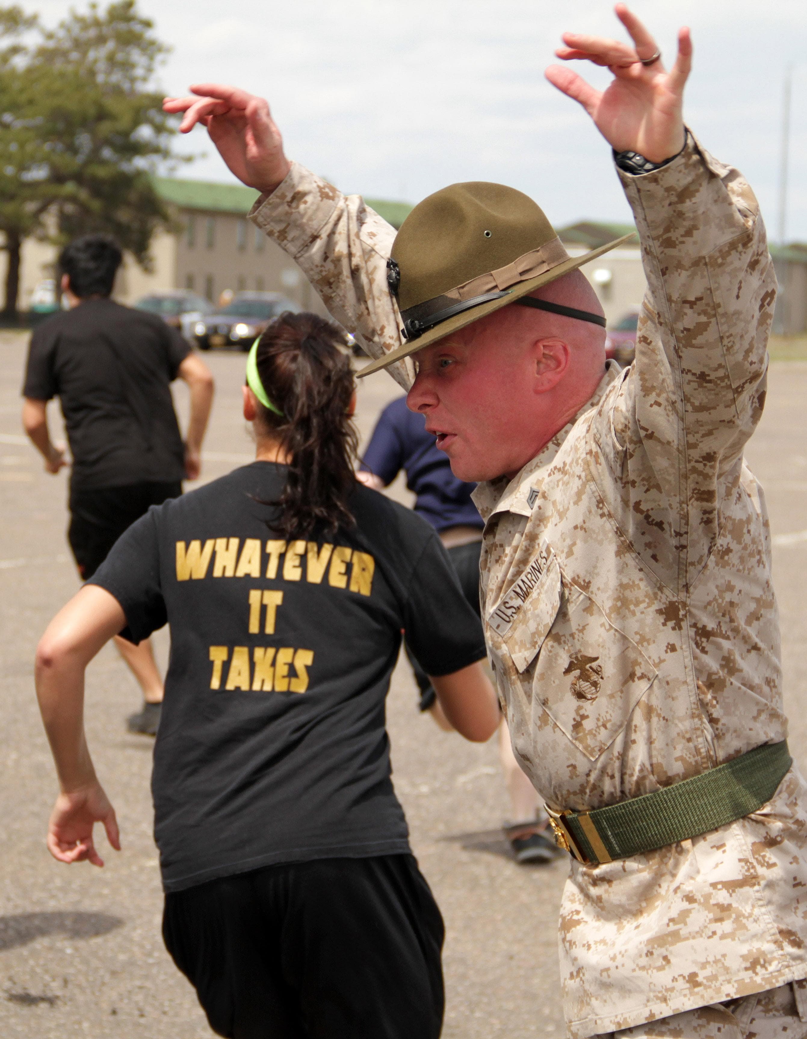 28 Pictures of Marine Drill Instructors Yelling at Recruits