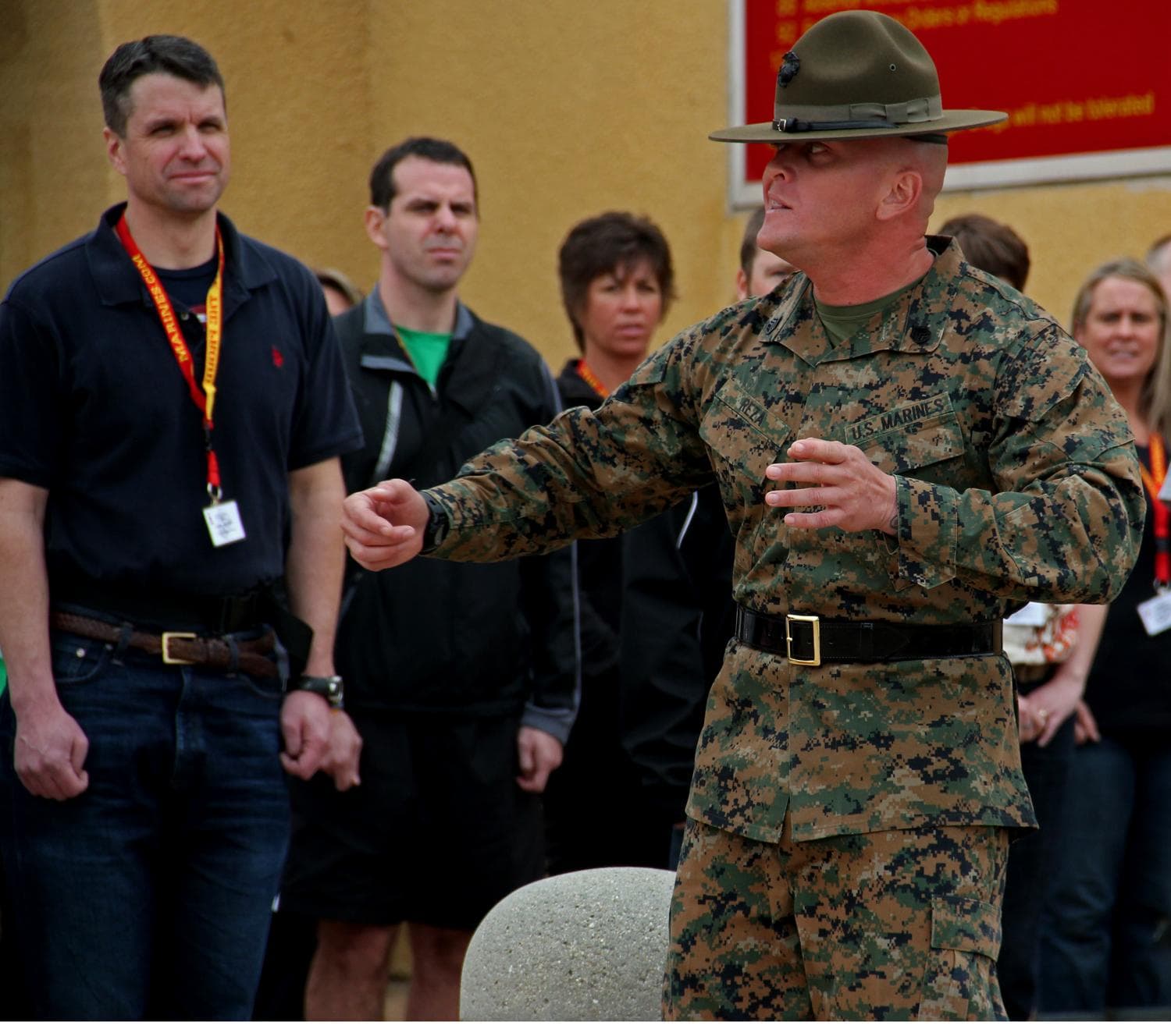 28 Pictures of Marine Drill Instructors Yelling at Recruits