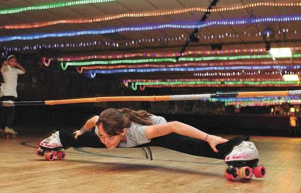 18 Things Every Kid Who Roller Skated in the '80s Remembers