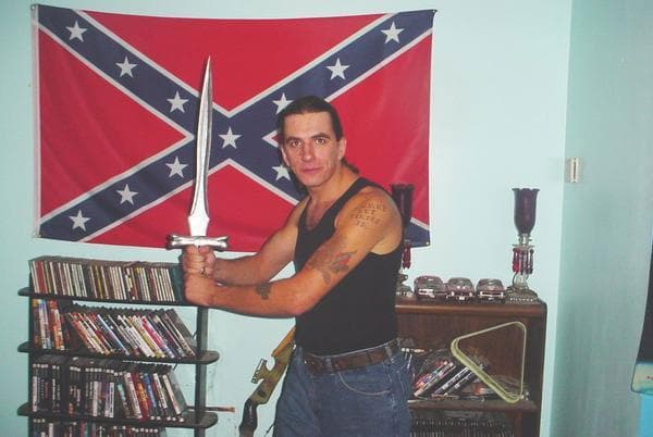 25 Awkward Redneck Family Photos