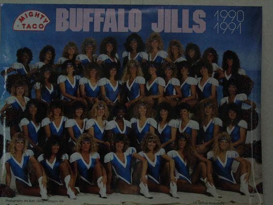 26 Cheesy Vintage NFL Cheerleader Posters