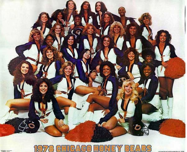 26 Cheesy Vintage NFL Cheerleader Posters