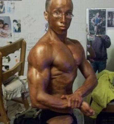 18 Spray Tan Fails That Will Give You Nightmares