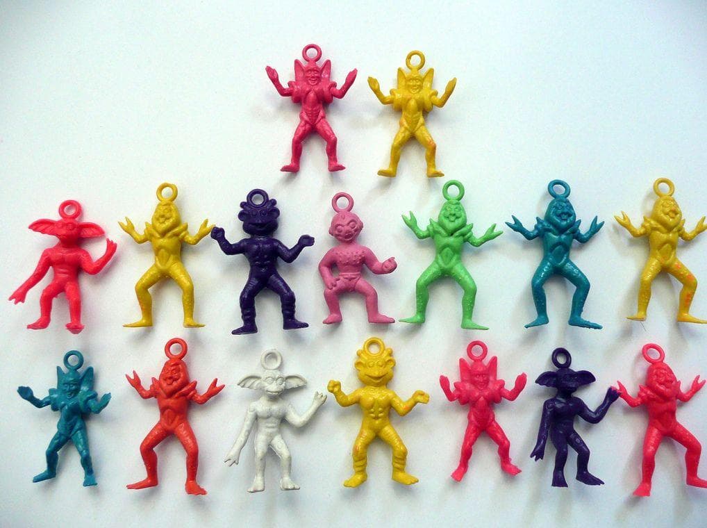 Best Prizes All '90s Kids Won from a Machine