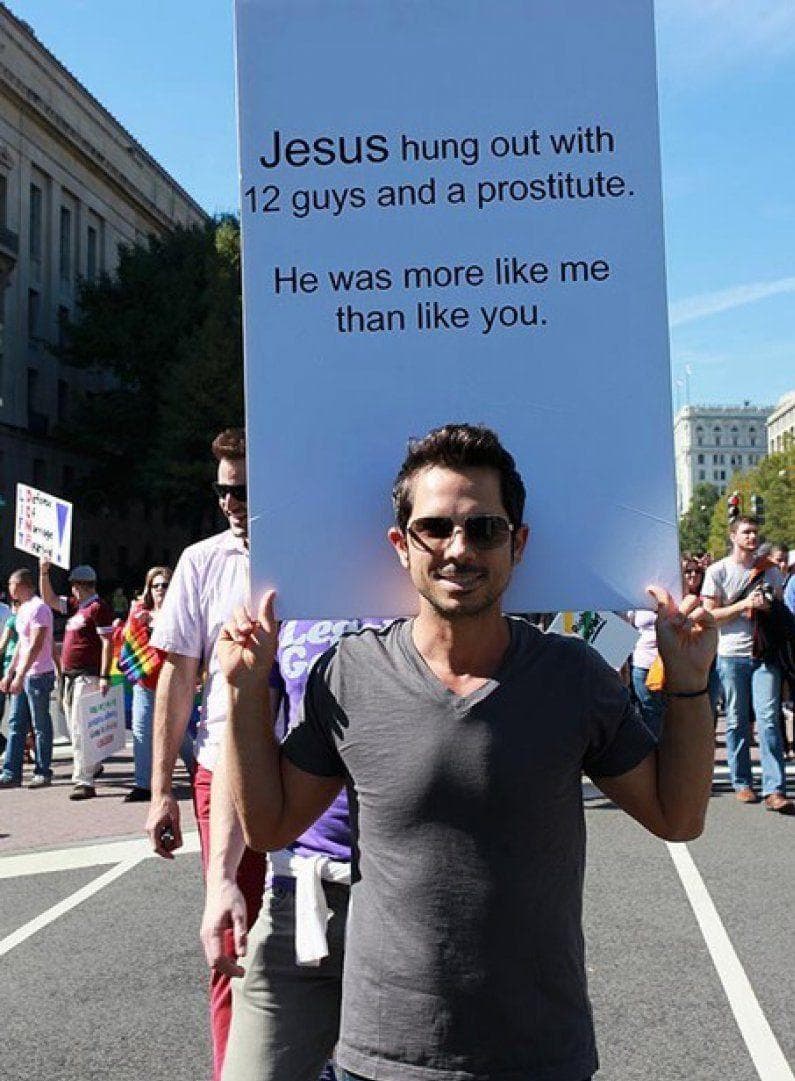 22 Silly Signs from Political Rallies