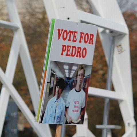 22 Silly Signs from Political Rallies