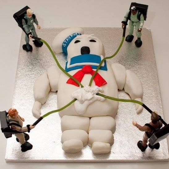 26 Amazing Nerdy Cakes That Are Too Geeky to Eat