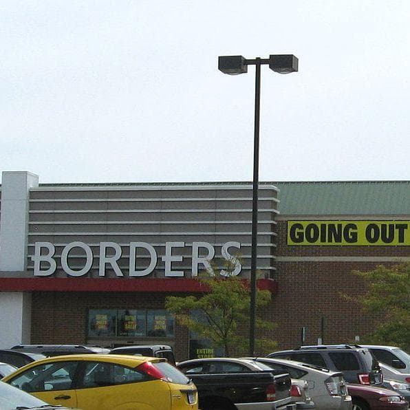 The Best Mall Stores From The 2000s That No Longer Exist