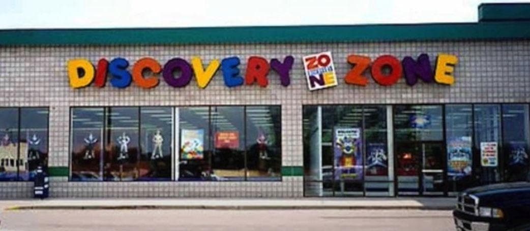 The Best Mall Stores From The 2000s That No Longer Exist