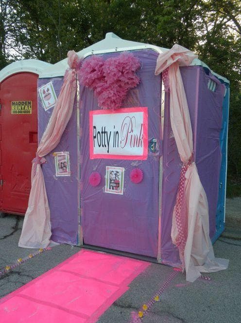 17 Fancy Porta Pottys You'd Love to Pee In (Photos)
