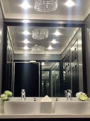 17 Fancy Porta Pottys You'd Love to Pee In (Photos)