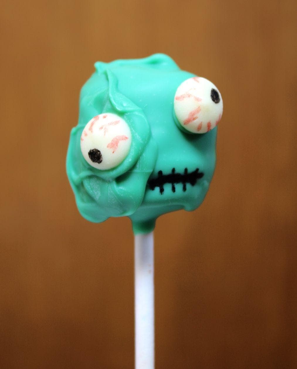 34 Cake Pops That Are Too Funny to Eat