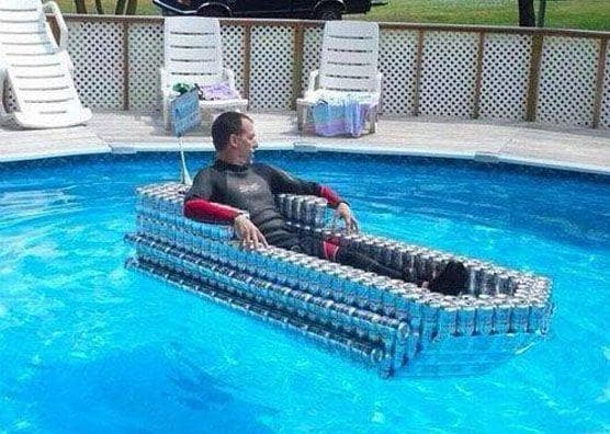 25 Funny Swimming Pool Pictures Just In Time For Summer